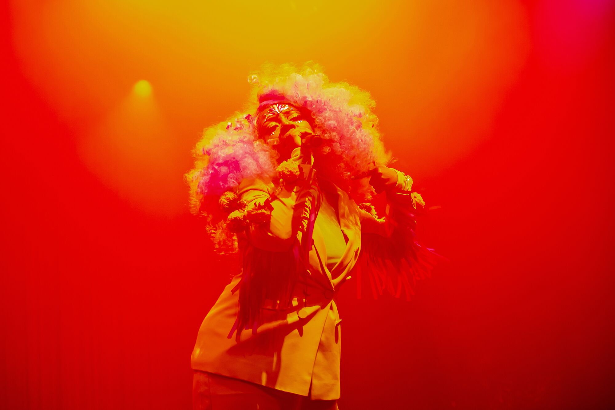 Ellie Kendrick /Helen Goalen & Abbi Greenland: Hole - Total Theatre