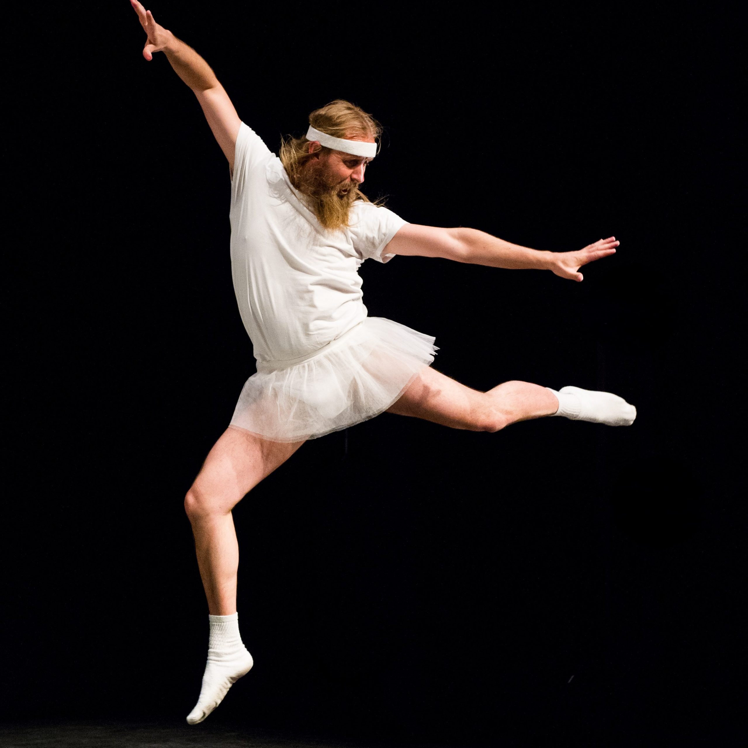 Joining the dots - Total Theatre