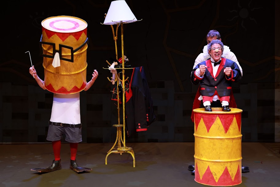 Sampling the delights of Sampa - Total Theatre